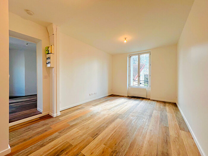 Appartement à louer - Argenteuil, Centre-ville - 2 pièces - 1 chambre