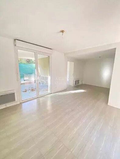 Appartement à louer - Jas de Bouffan, Aix-en-Provence - 3 pièces