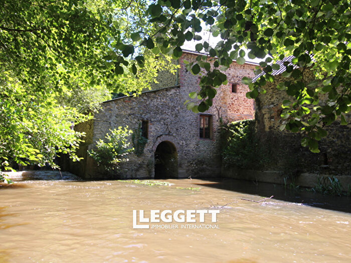 Maison à vendre - Craon - 10 pièces - 6 chambres