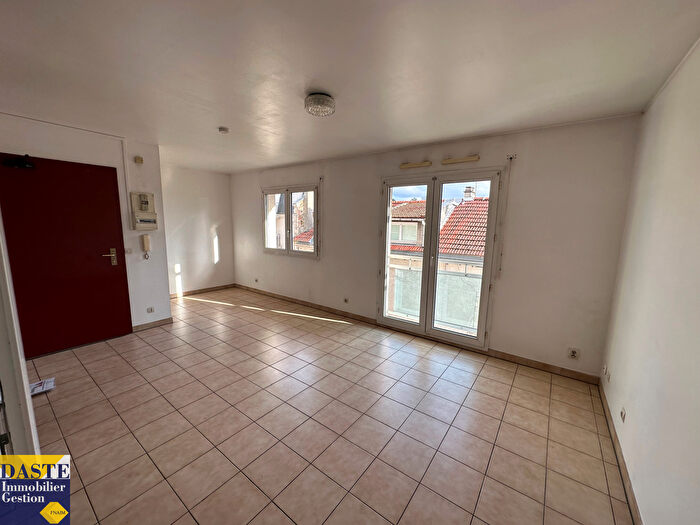 Gagny, Centre-ville : Appartement 1 pièce à louer