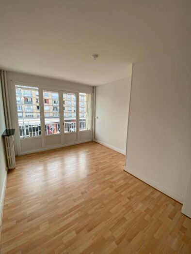 Appartement 2 pièces à Caen, Saint-Jean, à vendre