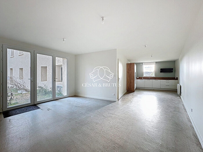 Appartement à vendre - Saint-Appolinaire - 5 pièces - 4 chambres