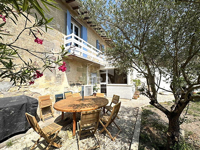 Maison à vendre - Prignac-et-Marcamps - 4 pièces - 3 chambres