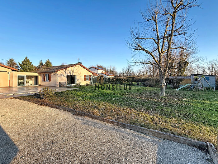 Maison à vendre - Cessieu - 5 pièces - 4 chambres