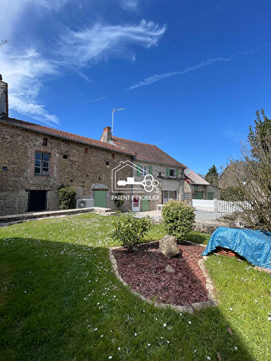 Maison à vendre - Saint-Amand-Magnazeix - 7 pièces - 5 chambres
