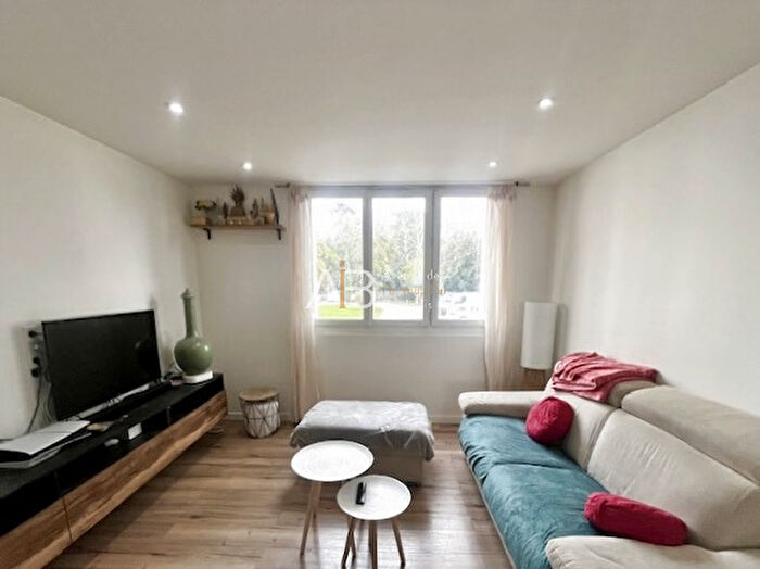 Appartement à vendre - Mérignac, Centre-ville - 3 pièces - 2 chambres