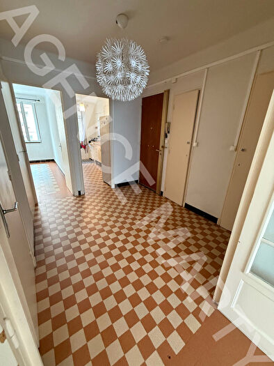 Appartement 3 pièces à louer - Marseille 4ème, Cinq Avenues