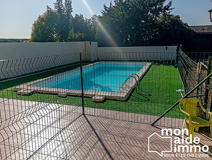 Maison à vendre - Bignay - 5 pièces - 3 chambres