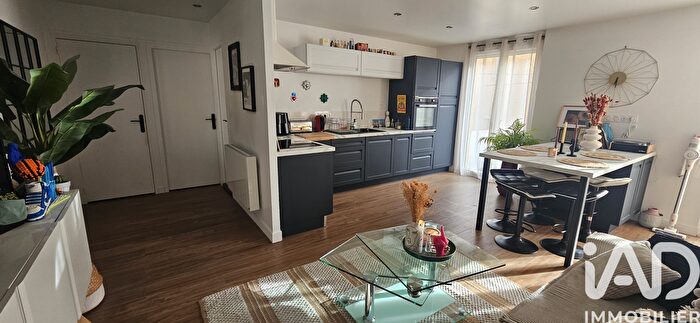 Maison à vendre - Châtel-Guyon - 5 pièces - 2 chambres