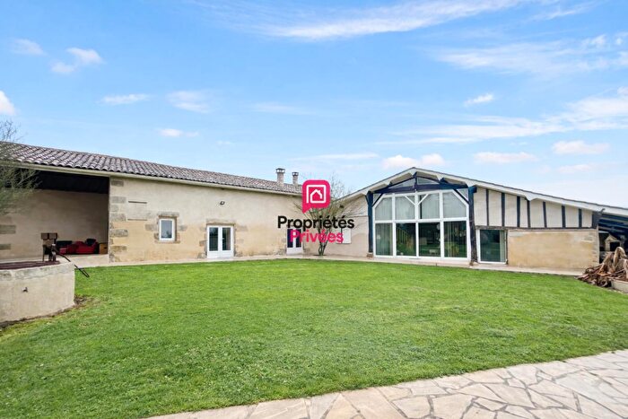 Maison à vendre - Bazas - 8 pièces - 4 chambres