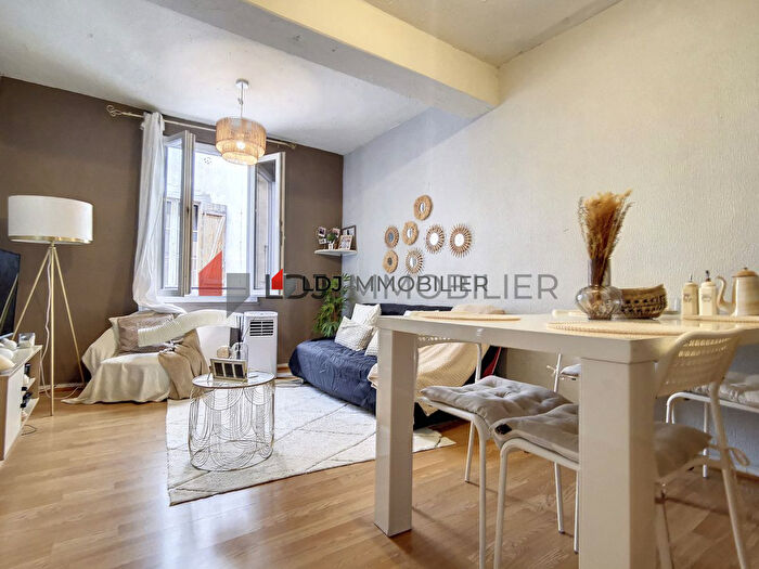 Appartement à louer - Perpignan, Saint-Jean - 2 pièces - 1 chambre