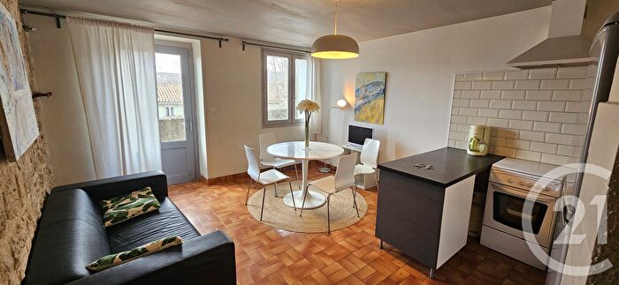 Appartement à louer - Forcalquier - 2 pièces - 1 chambre