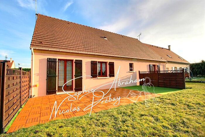 Maison 5 pièces à Angerville, à vendre