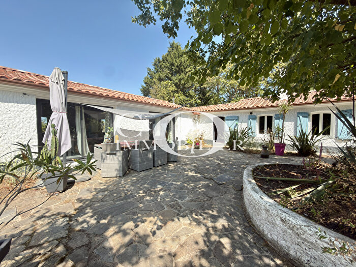 Châteauneuf : Maison 6 pièces à vendre