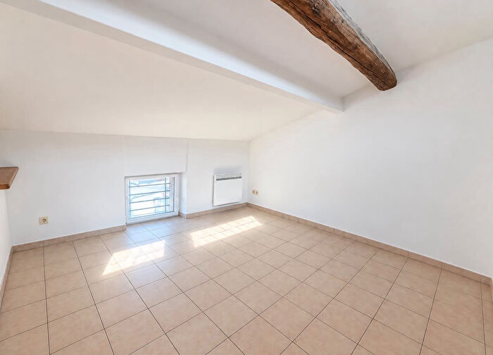 Sorgues, Centre-ville : Appartement 2 pièces à vendre