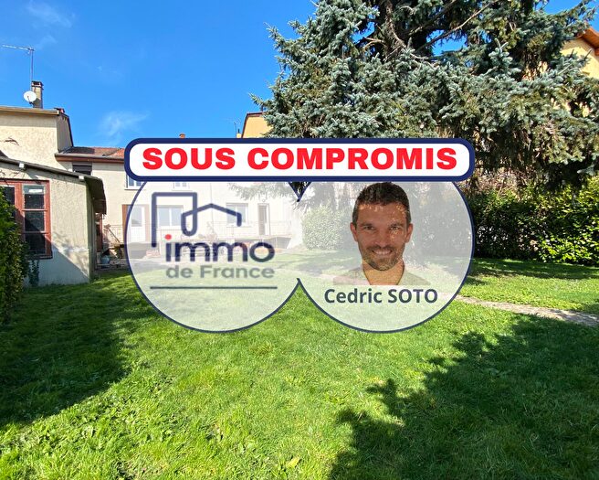 Maison à vendre - Les Côtes-dArey - 8 pièces - 6 chambres