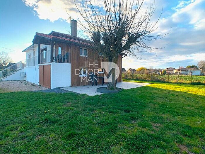 Maison à vendre - Bérat - 4 pièces - 3 chambres