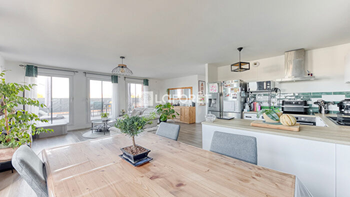 Appartement 4 pièces à Roissy-en-Brie, à vendre