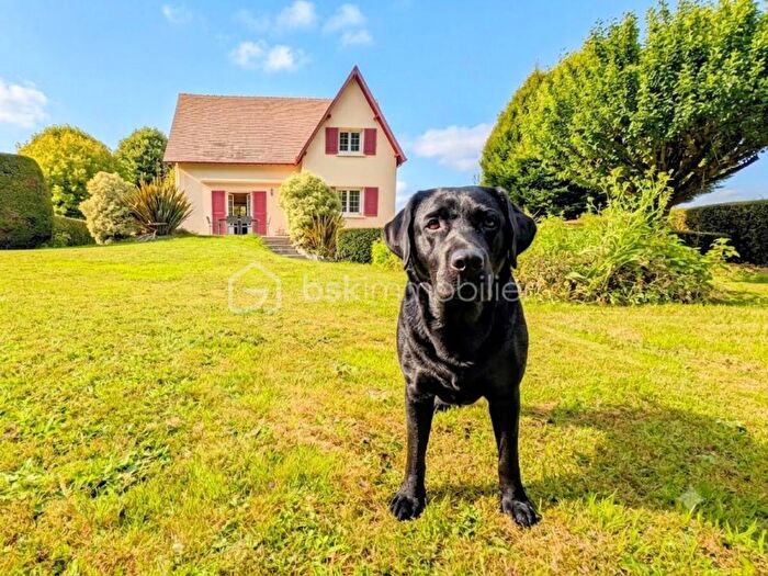 Douvres-la-Délivrande : Maison 8 pièces à vendre