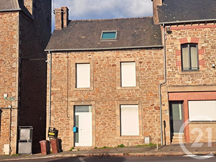 Maison à vendre - Plancoët - 5 pièces - 3 chambres