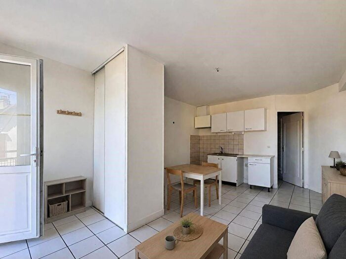 Appartement 2 pièces à louer - Nord, Clermont