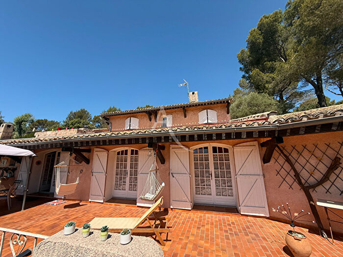 Maison 4 pièces à vendre - La Crau, Les Sauvans, La Gensolenne, La Monache, La Bastidette