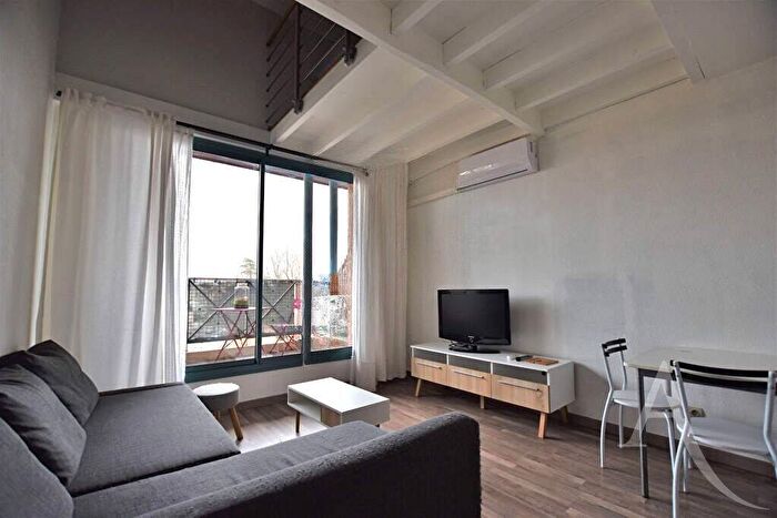 Appartement à louer - Centre Historique, Muret - 2 pièces - 1 chambre