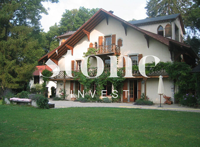 Maison à vendre - Reignier-Ésery - 12 pièces - 6 chambres