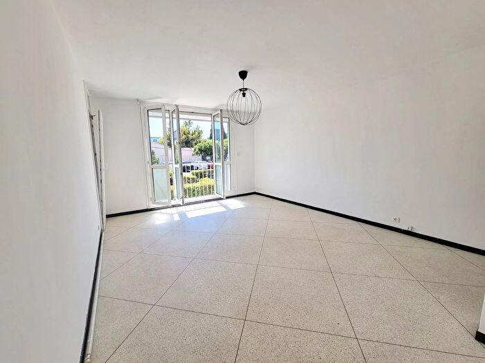 Appartement 3 pièces à Marignane, JAI, Aéroport, à louer
