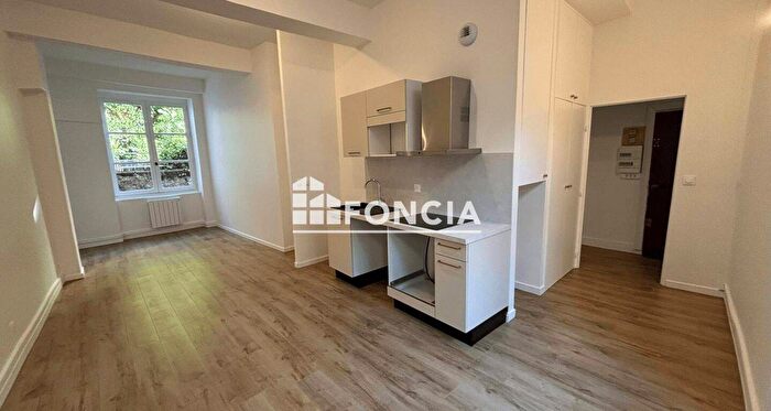 Appartement 3 pièces à Vieux Lyon, Lyon 5ème arrondissement, à louer