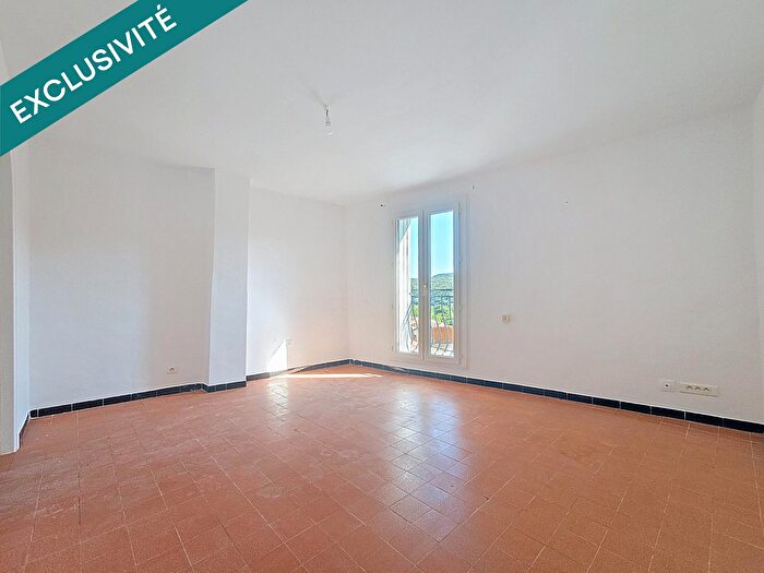 Le Bousquet-d'Orb : Maison 3 pièces à vendre