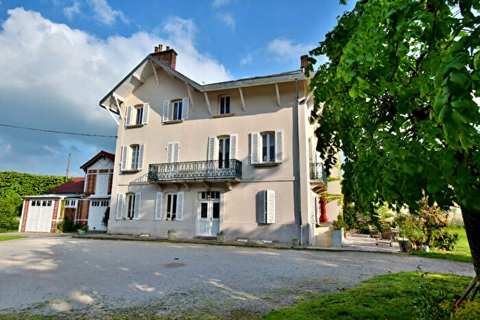 Maison à vendre - Le Creusot - 11 pièces - 6 chambres