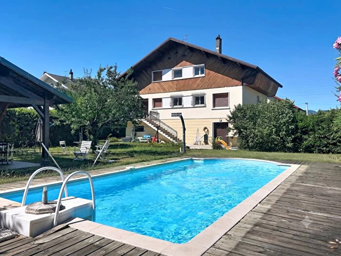 Maison 8 pièces à La Ravoire, à vendre