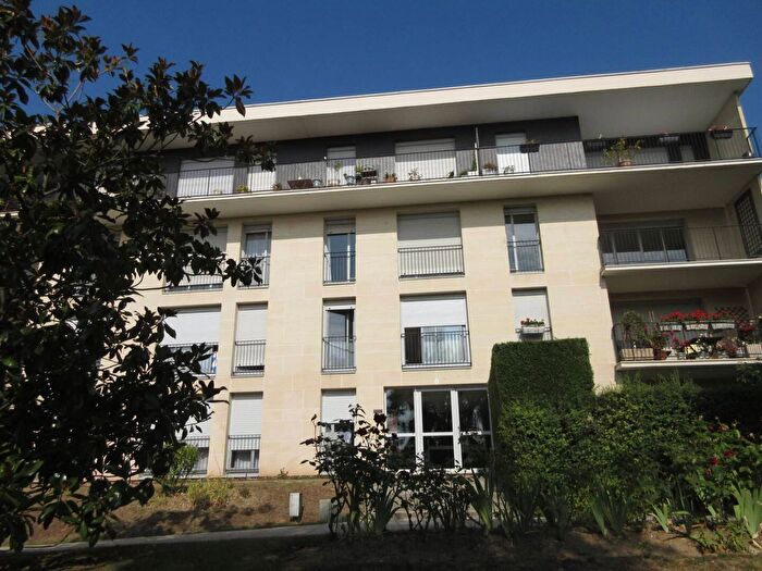 Appartement 4 pièces à louer - Gare, Chatou