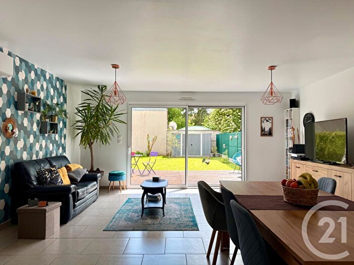 Maison 4 pièces à Anet, à vendre