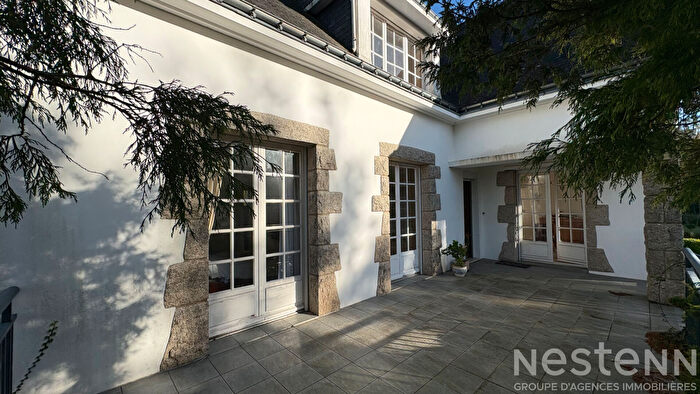 Maison à vendre - Pluvigner - 9 pièces - 4 chambres