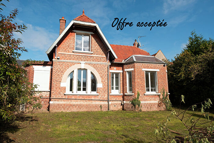 Maison à vendre - La Chaussée-Tirancourt - 5 pièces - 4 chambres