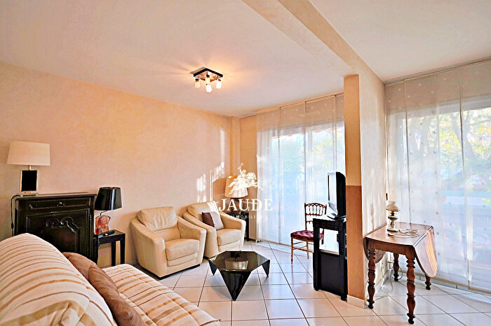 Appartement à vendre - Chamalières, Centre-ville, Carrefour de lEurope - 6 pièces - 4 chambres