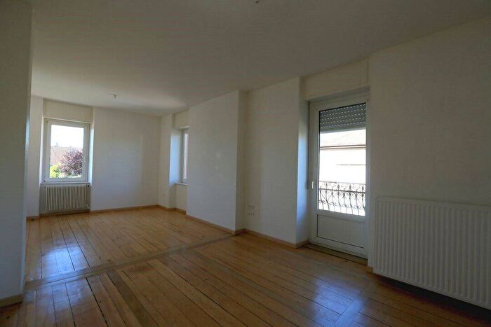 B rsch : Appartement 3 pièces à louer