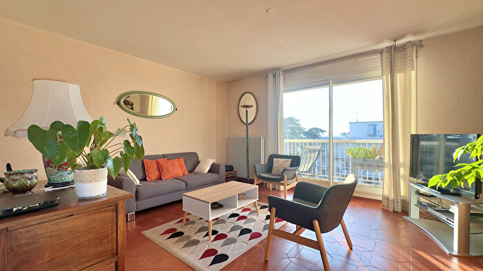 Appartement à vendre - Tassin-la-Demi-Lune, Charles de Gaulle - 4 pièces - 2 chambres