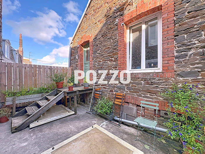 Cérences - Maison 9 pièces à vendre