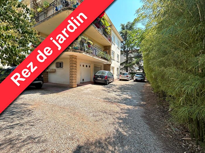 Appartement 1 pièce à louer - Nîmes, collines