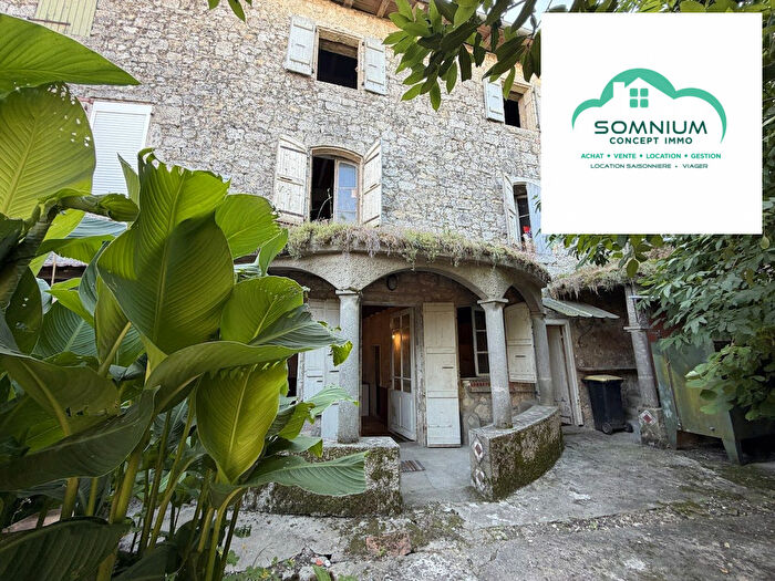 Maison 4 pièces à Saint-Clar, à vendre