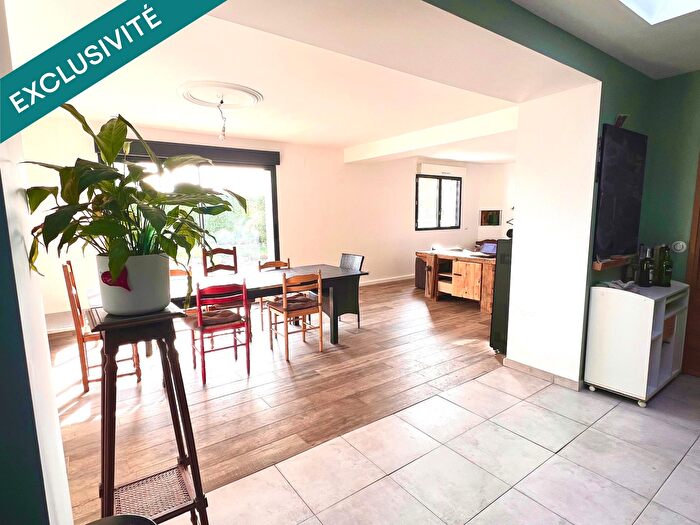 Maison à vendre - Thun-Saint-Amand - 8 pièces - 3 chambres