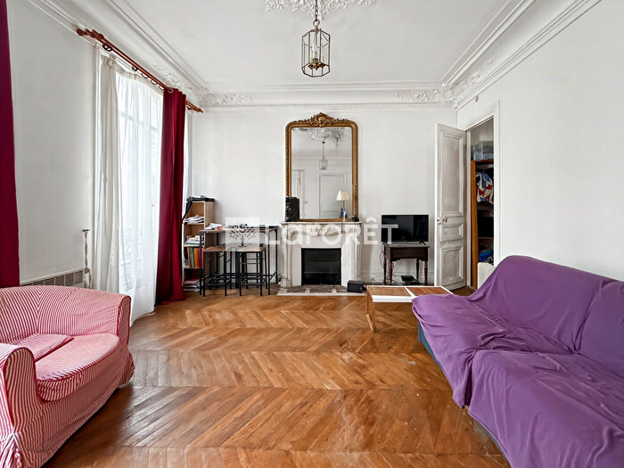 Appartement à vendre - Paris e , Europe - 1 pièce