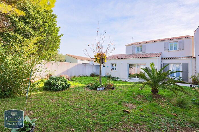 Maison à vendre - Angoulins - 5 pièces - 4 chambres