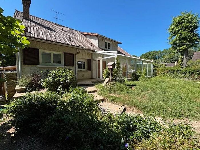 Gretz-Armainvilliers : Maison 9 pièces à vendre