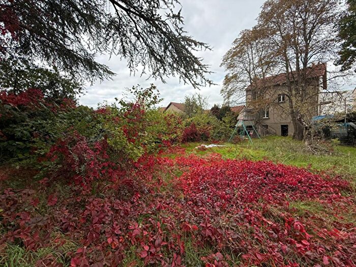 Maison à vendre - Yzeure, Centre-ville - 5 pièces - 4 chambres