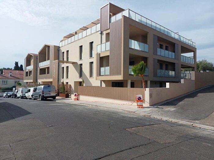 Appartement à louer - Beziers - 2 pièces - 1 chambre