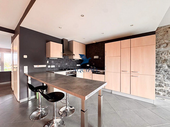 Appartement à vendre - La Roche-sur-Foron - 6 pièces - 4 chambres